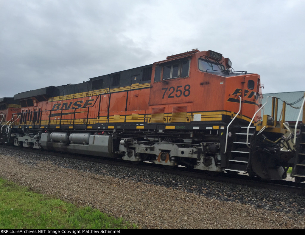 BNSF 7258